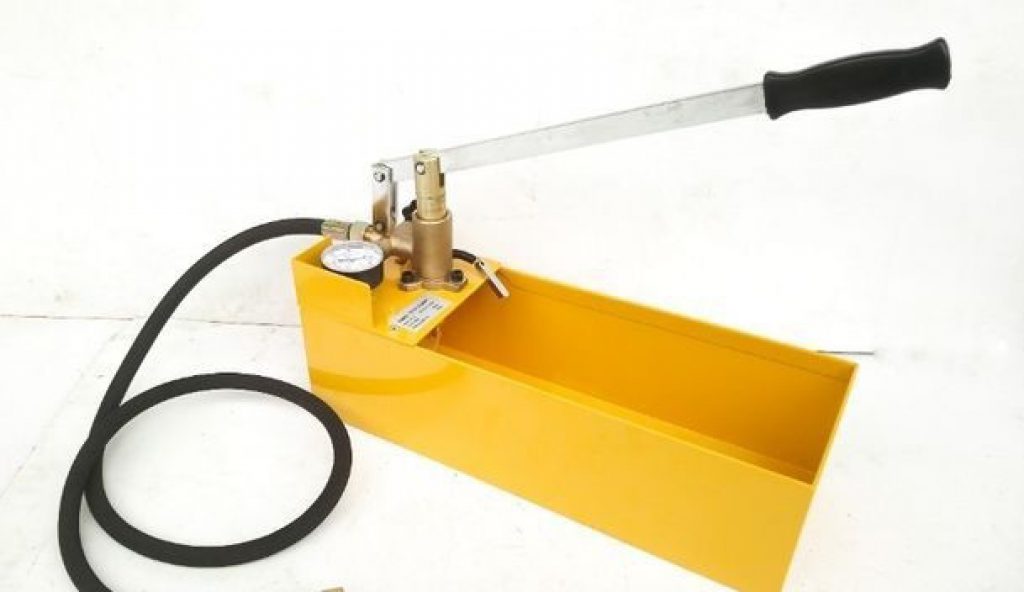 Pipe Line Pressure Testing Hand Pump Manual 60 Bar – Surplus
