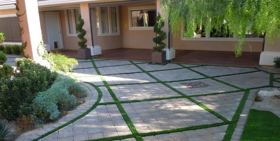 INTERLOCK LANDSCAPING DESIGN GRASS – Surplus