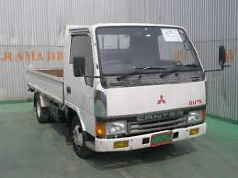 Mitsubishi Canter 1988 – Surplus