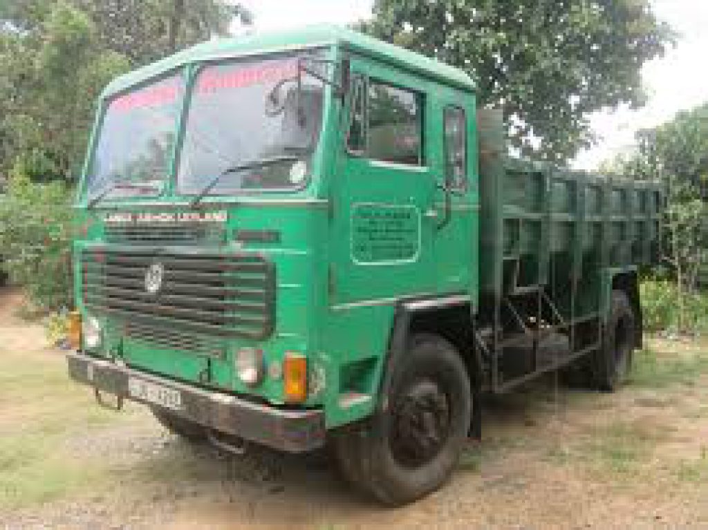 Ashok Leyland Tiper 2004 – Surplus