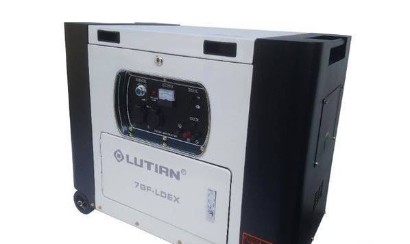 Generator 7kV Three phase with 230V output Diesel Silent AVR – Surplus