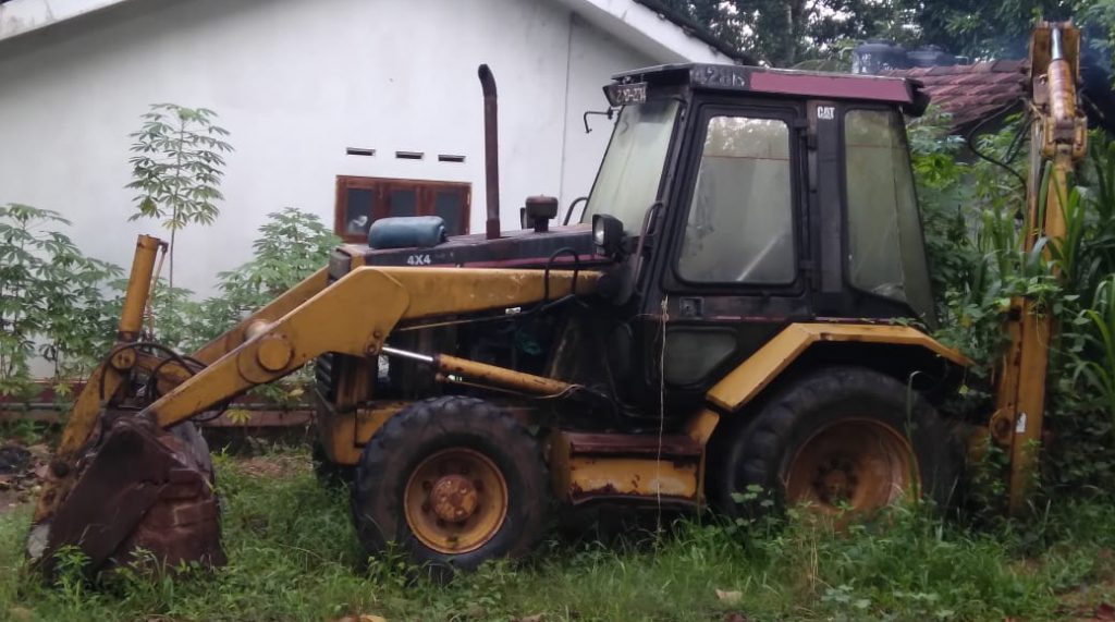 Cat 428B Backhoe Loader – Surplus