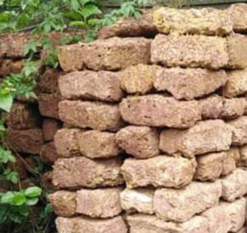 කබොක් ගල් – Surplus