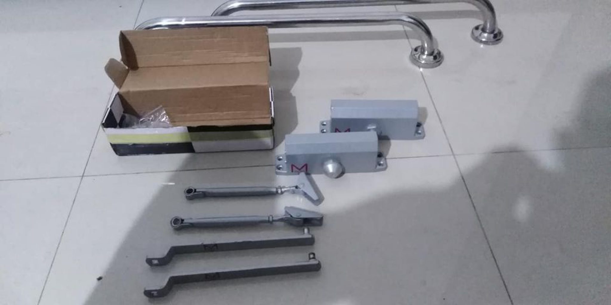 Auto Door Lock Italy – Surplus
