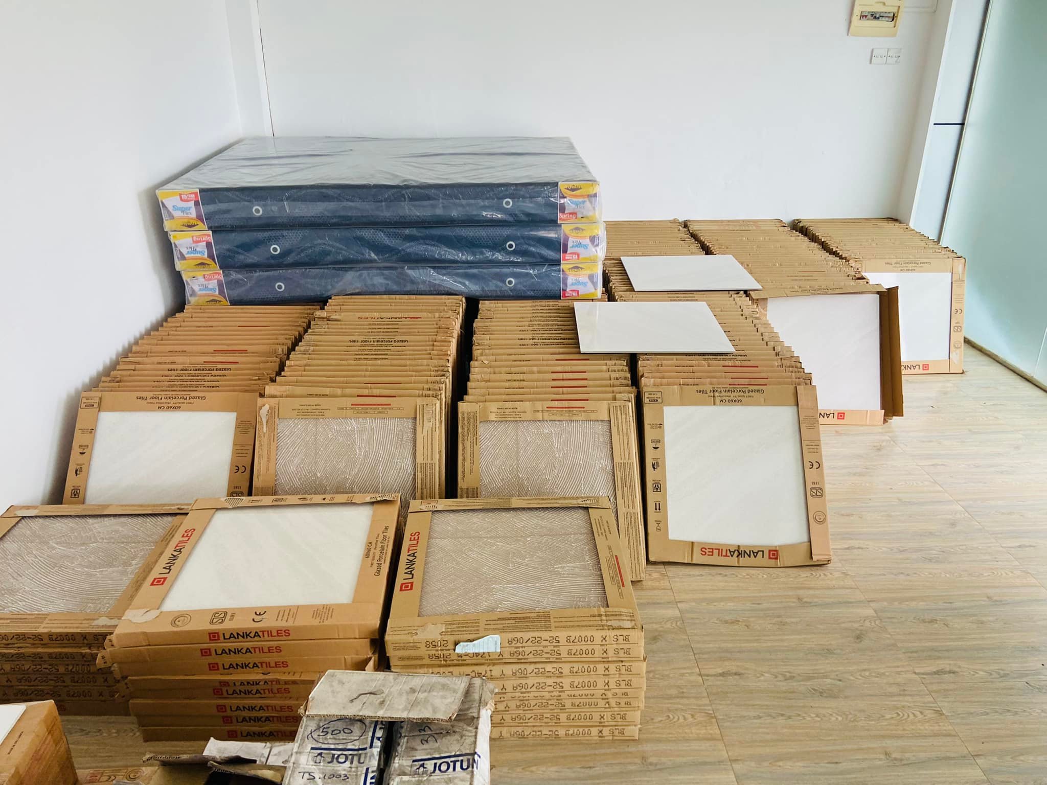 2 X 2 Lanka Tiles A Grade Surplus