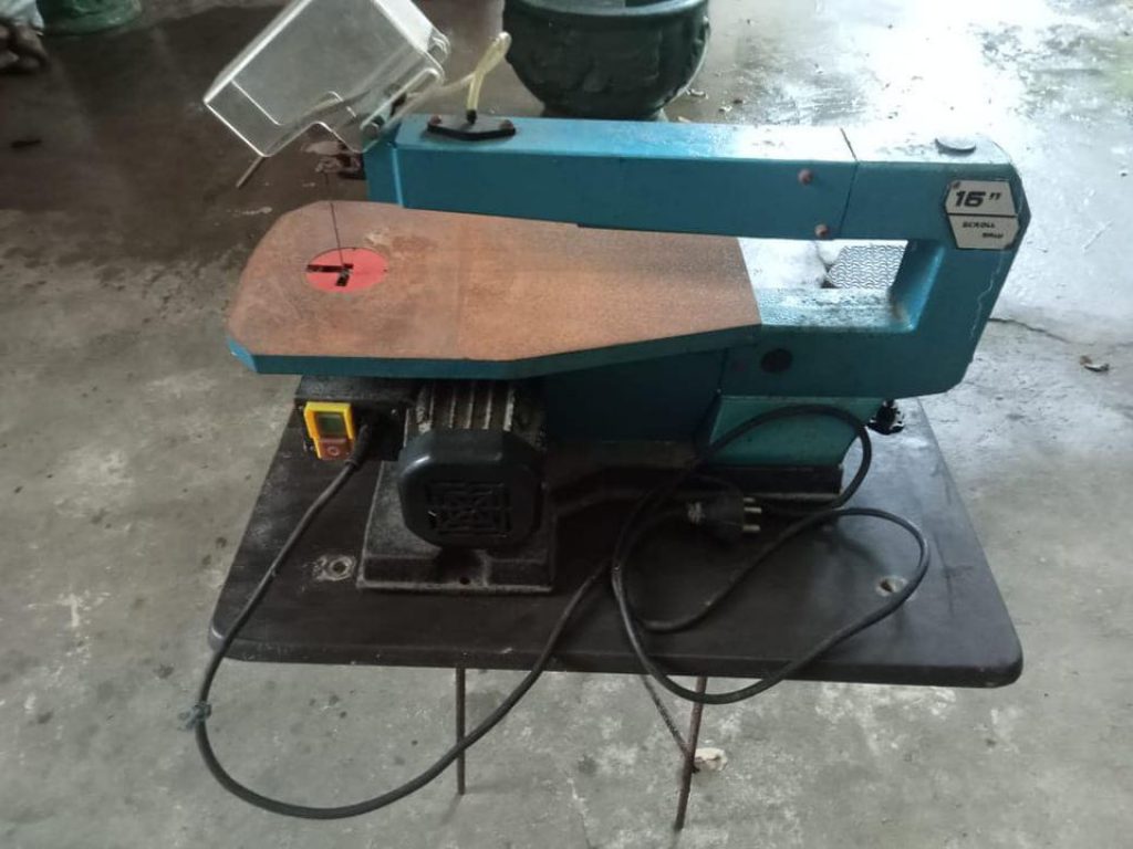 Used Scroll Saw – Surplus