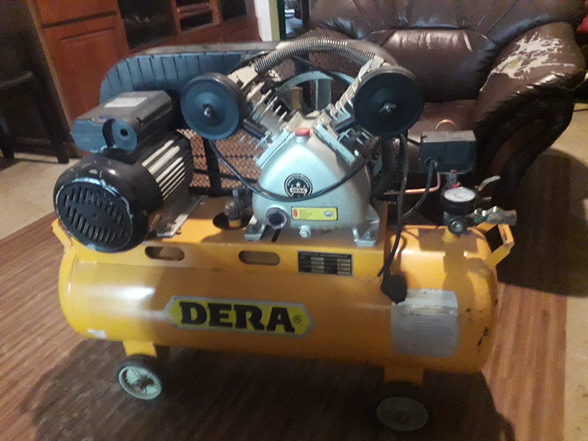 Air Compressor – Surplus